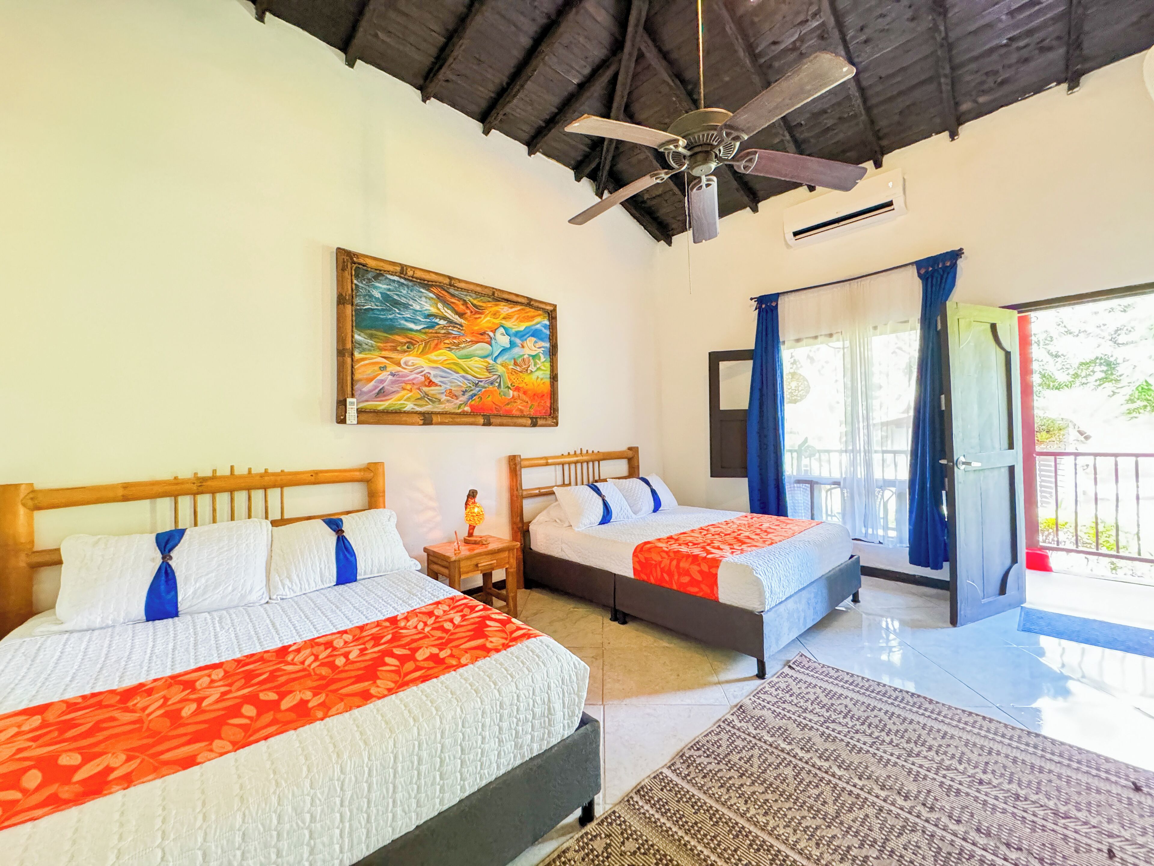 Quarto Standard | Roupa de cama fornecida, acesso para cadeira de rodas 