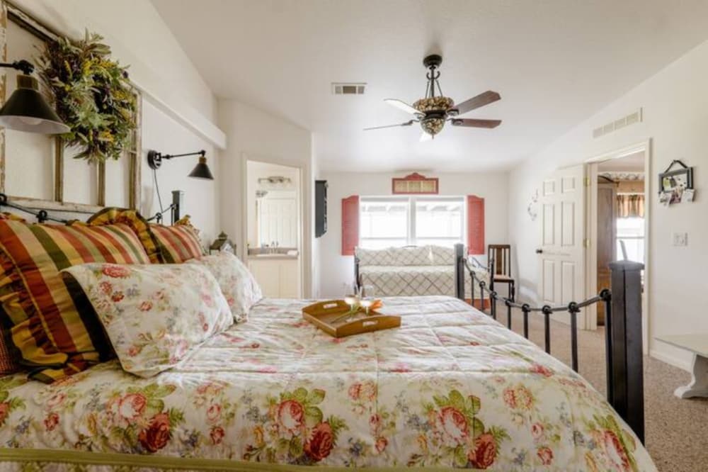 Bellavida B&b And Retreat - Wimberley, TX