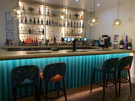 Bar (no alojamento)