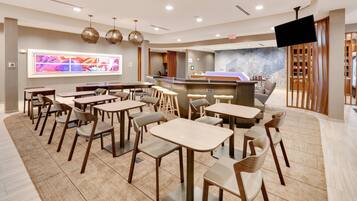 Pequeno-almoço tipo buffet diário incluído