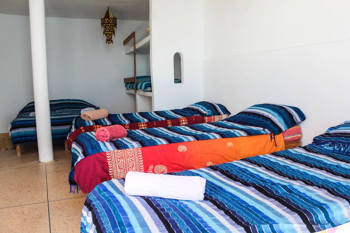 Apartamento Económico, 1 quarto, em frente à praia | Cofre no quarto, camas desdobráveis, Wi-fi grátis 