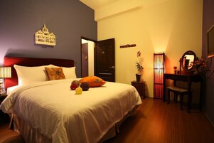 Quarto Duplo | Cortinas/cortinados opacos, Wi-fi grátis, roupa de cama fornecida 