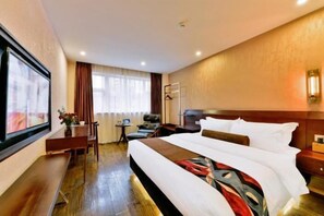 Quarto Duplo Superior | Secretária, cortinas/cortinados opacos, Wi-fi grátis 