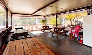 Área para churrascos e piqueniques