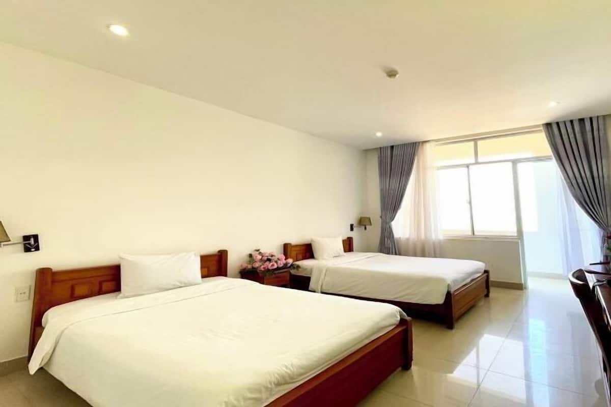 1 quarto, frigobar, individualmente decorados