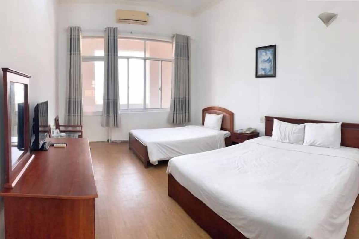 1 quarto, frigobar, individualmente decorados