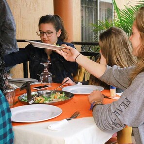 Pequeno-almoço inglês diário incluído 