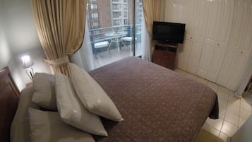 1 quarto, minibar, cofre no quarto, cortinas/cortinados opacos