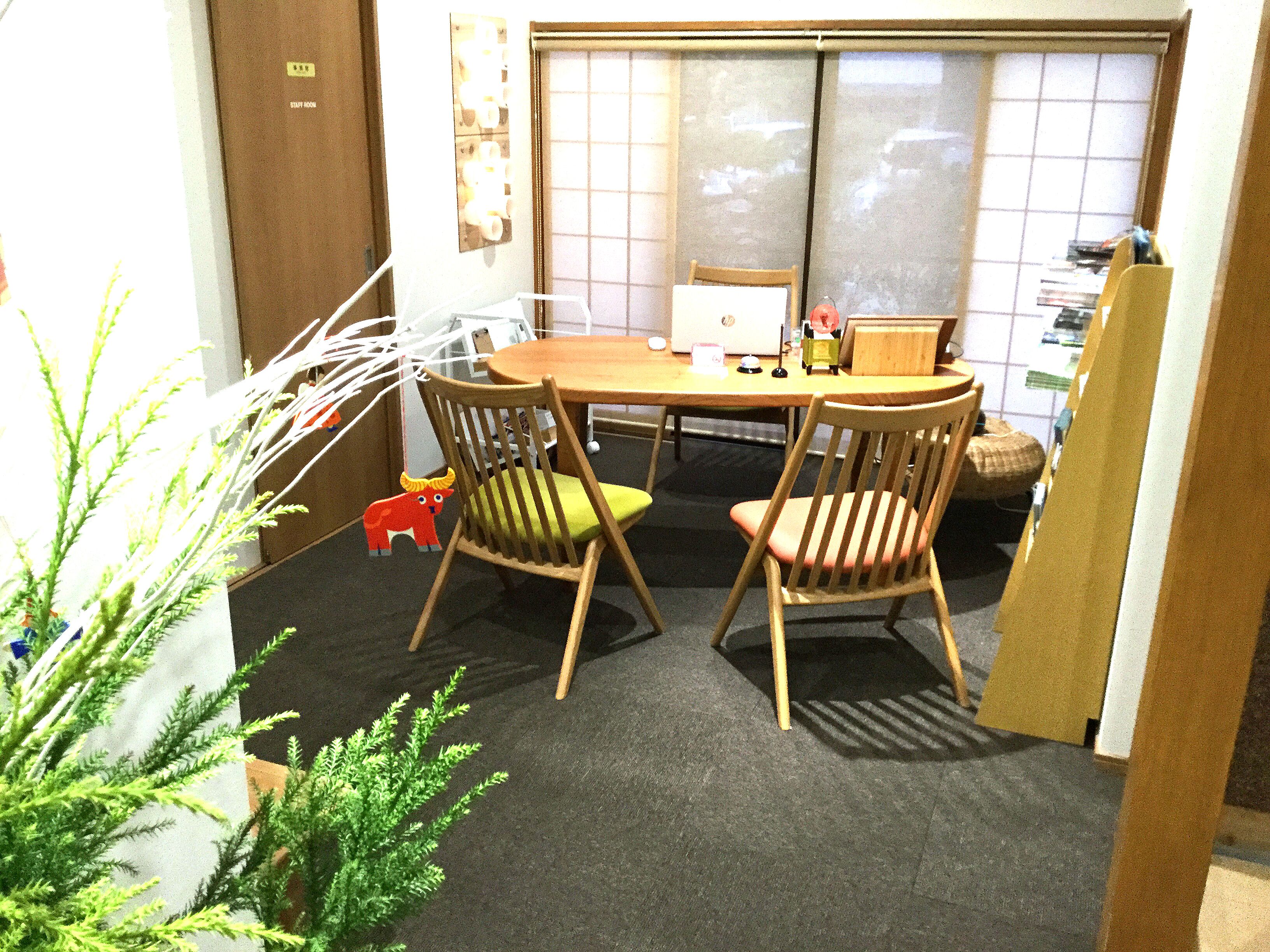 Área de estar no saguão