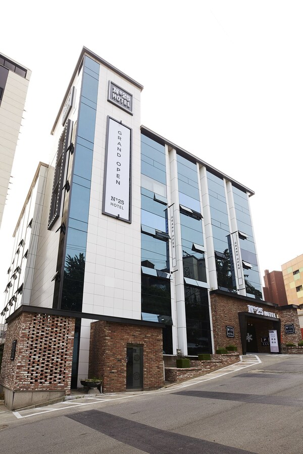 넘버25 호텔 송도 - 송도동