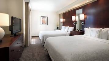 1 quarto, roupa de alta qualidade, cofre no quarto, secretária