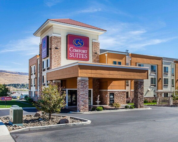 Comfort Suites Wenatchee Gateway - Wenatchee, WA