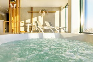 Tratamentos corporais, massagens de pedras quentes 