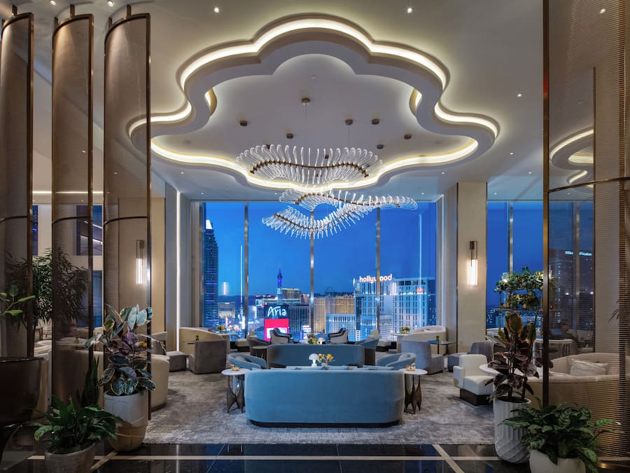 3 restaurantes, pequenos-almoços servidos, cozinha asiática