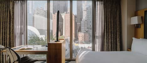 Suíte, geladeira e micro-ondas (One Room) | 1 quarto, roupas de cama premium, escrivaninha