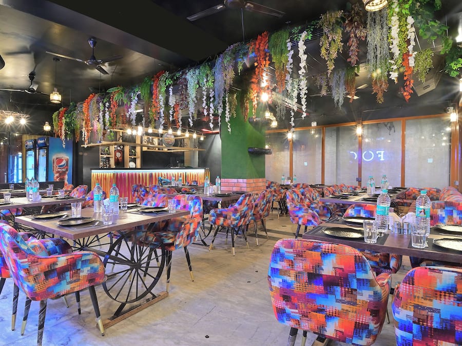 Pequenos-almoços, almoços e jantares servidos