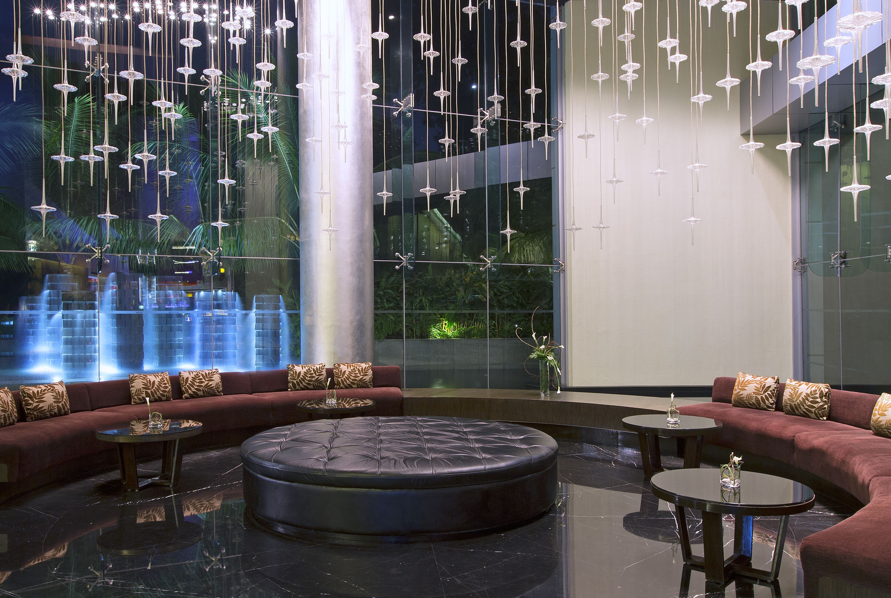 Área de estar no saguão