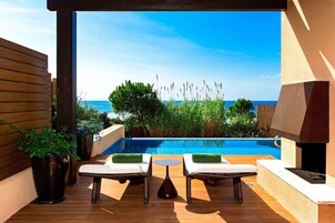 Premium Grand Infinity Suite, 1 Bedroom, Non Smoking, Beachfront | Vista para a praia ou o mar