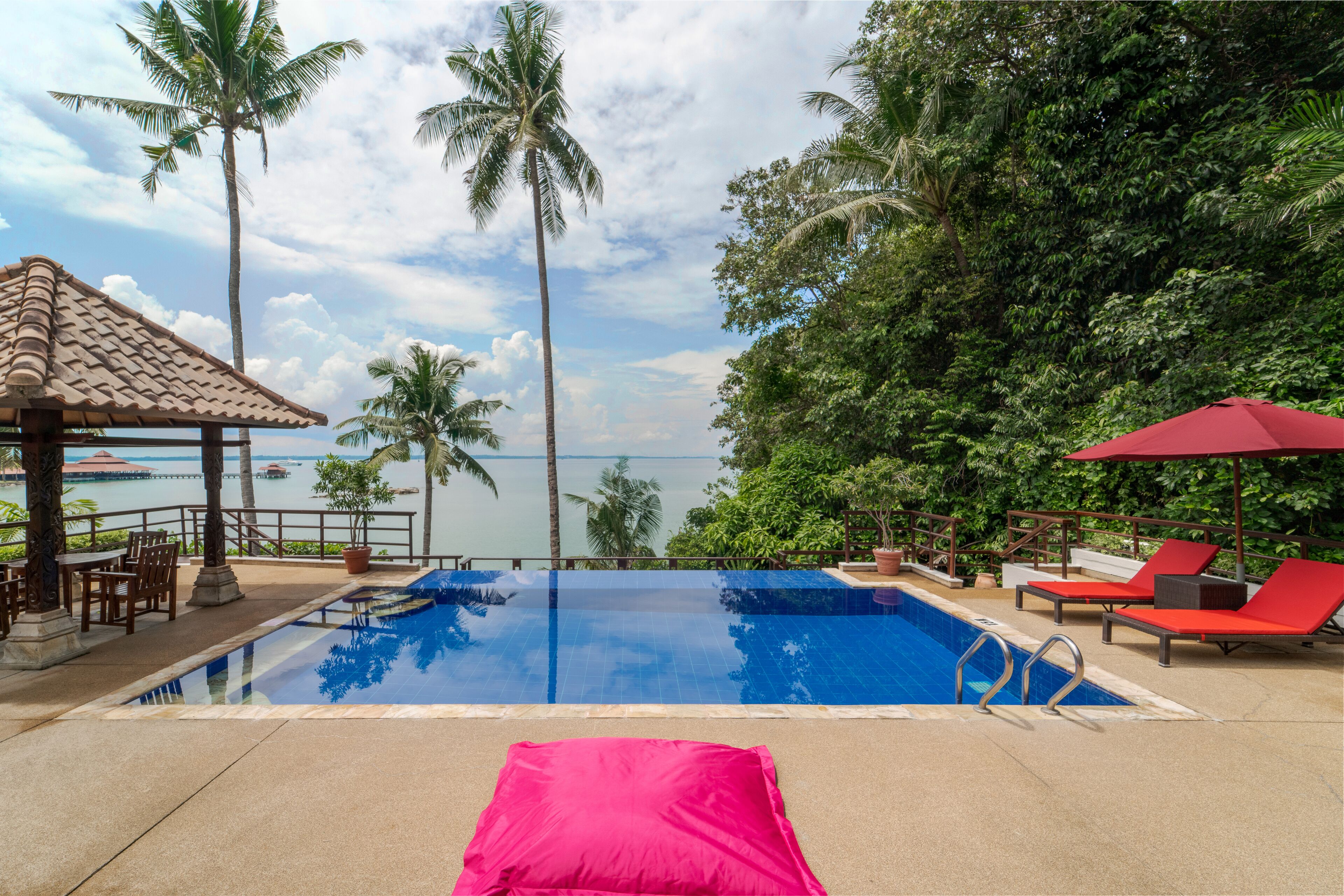 3-Bedroom Sea Front Private Pool villa | Vista do quarto
