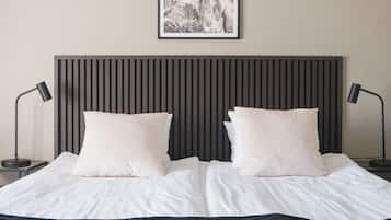 Quarto Duplo Standard | 1 quarto, camas de colchão pillowtop, secretária