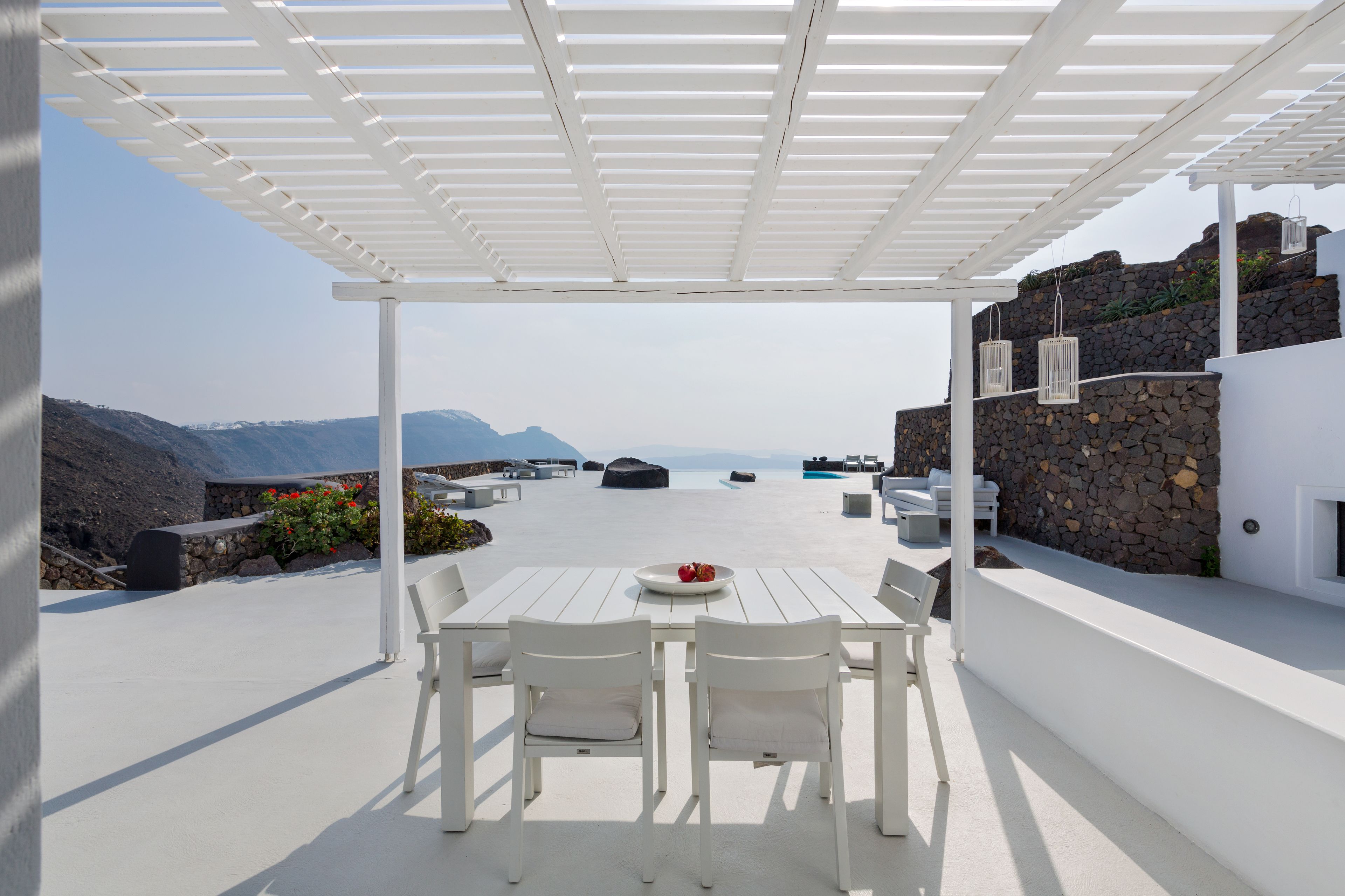 Vila (Marily) | Vista da sacada