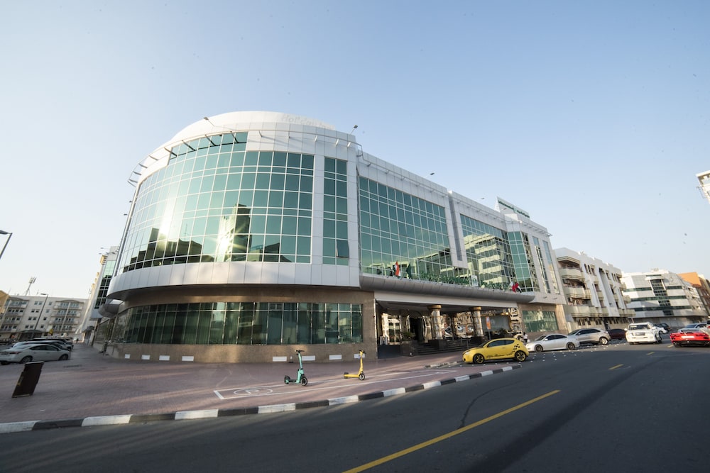 Sunday Hotel Holiday International Dubai - Dubai