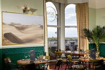 The Palm Court Hotel