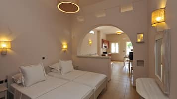 Apartamento Superior | Secretária, quartos insonorizados, ferro/tábua de engomar, Wi-fi grátis