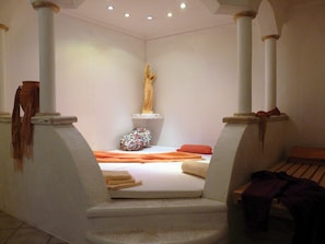 Salas para massagens/tratamentos, massagens