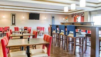 Café da manhã com buffet grátis