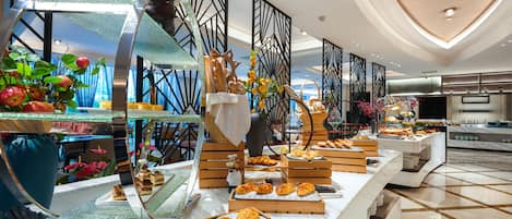 Café da manhã com buffet todos os dias mediante uma taxa