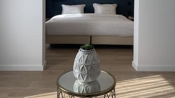 Quarto Duplo ou Twin | Minibar, cofre no quarto, secretária