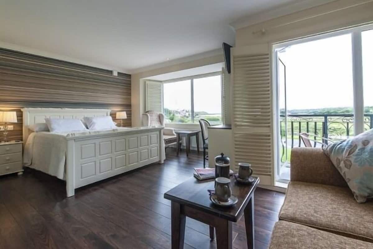 Suite Executiva, casa de banho anexa, vista para o mar | 1 quarto 
