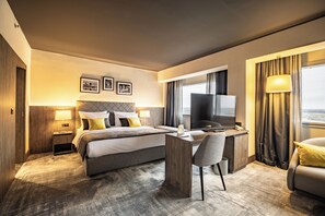 Suite-Estúdio Júnior | 1 quarto, roupa hipoalergénica, camas de colchão pillowtop, minibar 