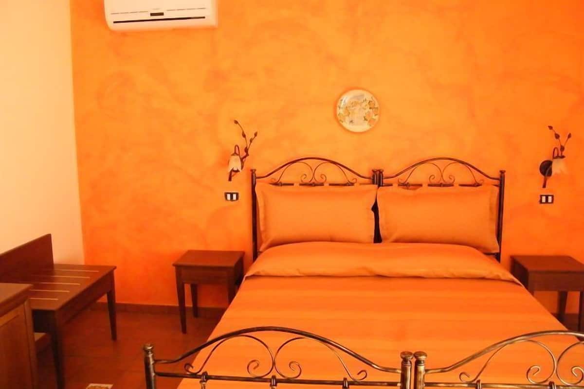 Quarto casal ou duplo | Cofres nos quartos, escrivaninha, berços (sobretaxa)