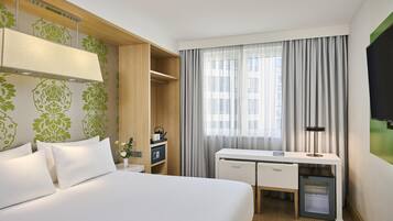 Quarto standard | Roupas de cama antialérgicas, cofres nos quartos, escrivaninha