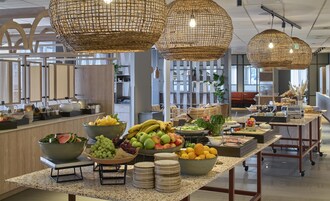 Pequeno-almoço tipo buffet diário (229 SEK por pessoa) 