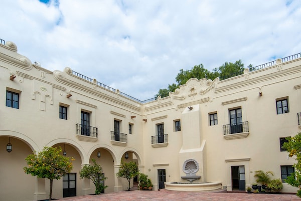 Mesón De La Merced Hotel Boutique, Patio & Spa - Querétaro
