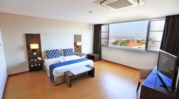 Quarto Deluxe, varanda | Vista para a praia ou o mar