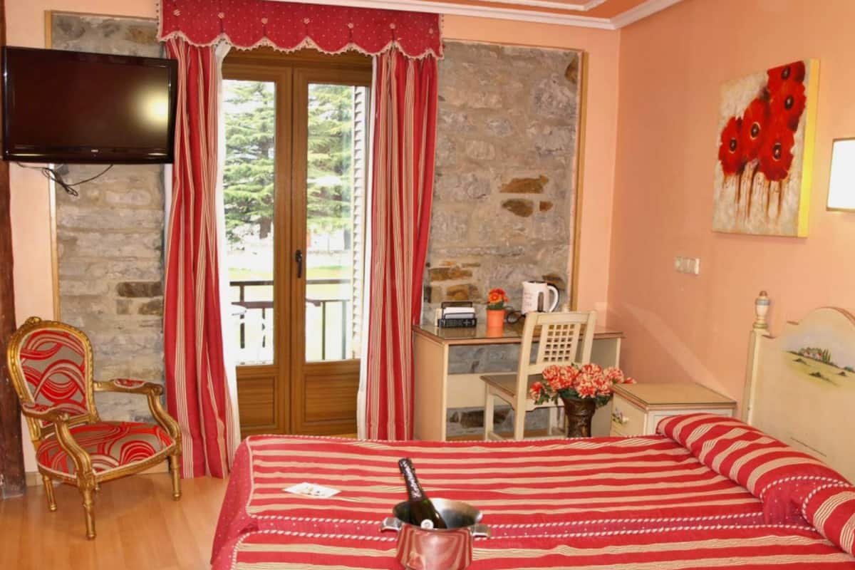 Quarto Individual | Minibar, cofre no quarto, quartos insonorizados, Wi-fi grátis 