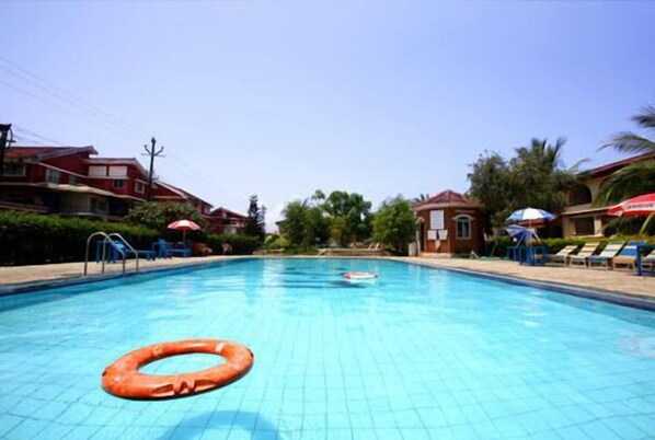 Piscina exterior 