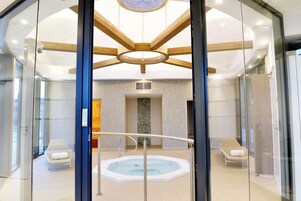Piscina interior