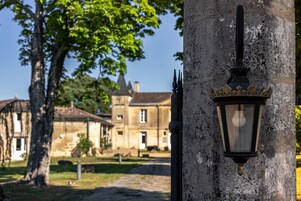 Fachada da propriedade