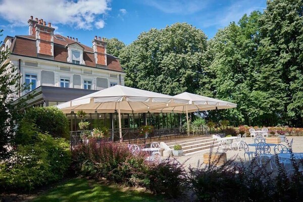 Château De La Dame Blanche - Doubs