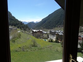 Apartamento, 2 quartos, terraço, vista para a montanha | Vista do quarto