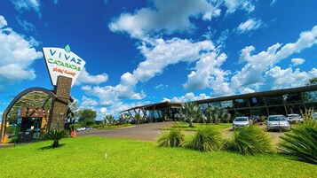 Fachada da propriedade