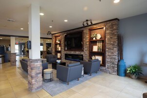 Área de estar no saguão