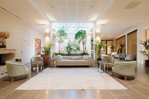 Sala(s) para tratamentos a casais, sauna, banheira de hidromassagem 