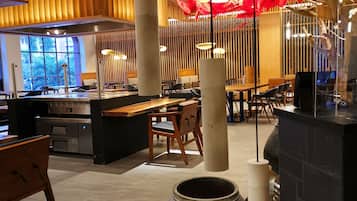 5 restaurantes, café da manhã, culinária asiática