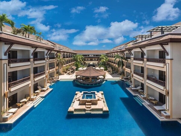 Henann Regency Resort & Spa - Malay